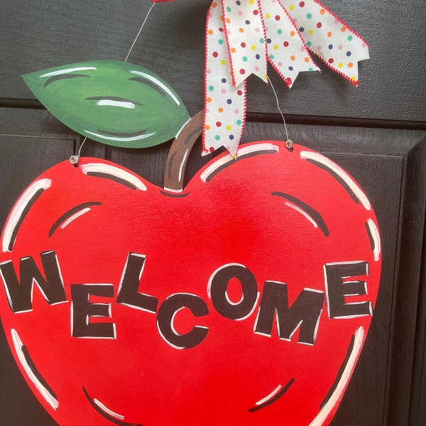 Apple Door Hanger - Etsy