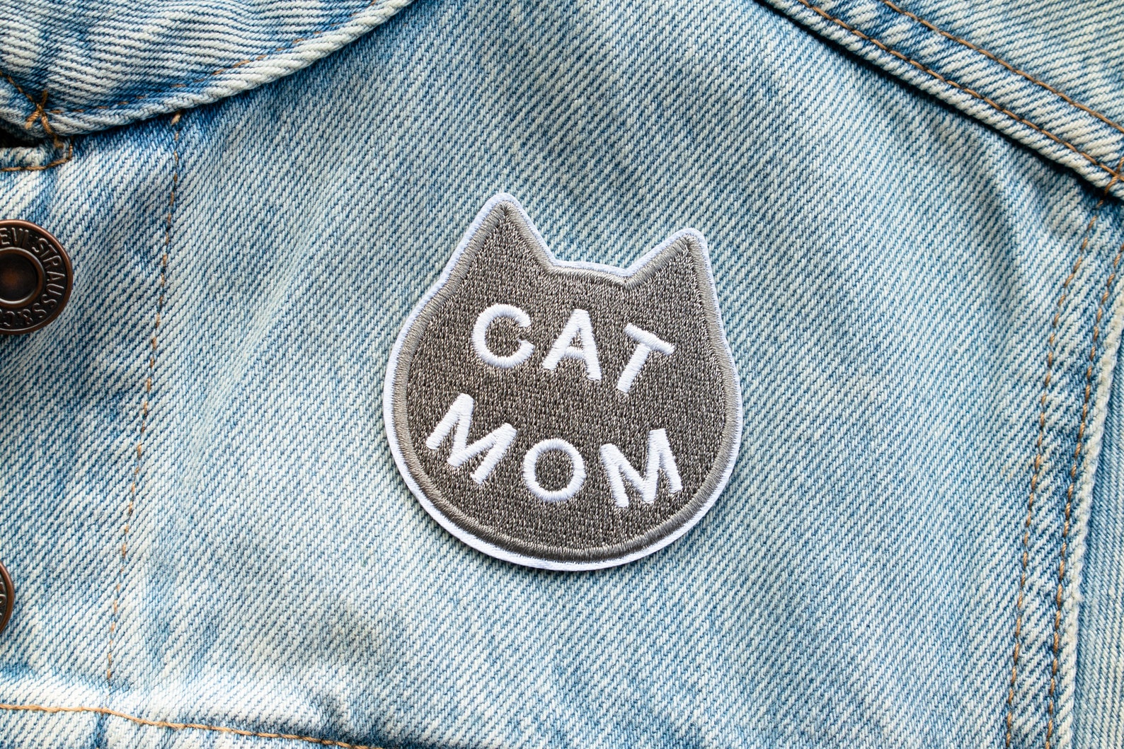 Cat Mom Patch // Embroidered Patch / Fabric Patch / Sew on / | Etsy