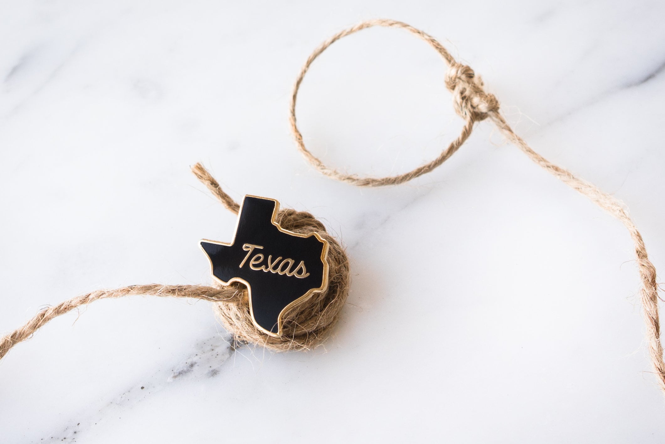 Texas Enamel Lapel Pin // Black / Gold / Hard Enamel Pin / - Etsy