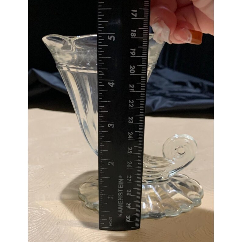Vintage Clear Glass Cornucopia Vase 5" Tall Ribbed Design Scalloped ...
