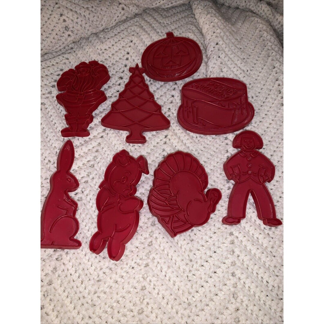 Vintage Red Tupperware Cookie Cutters Set of 8 - Etsy