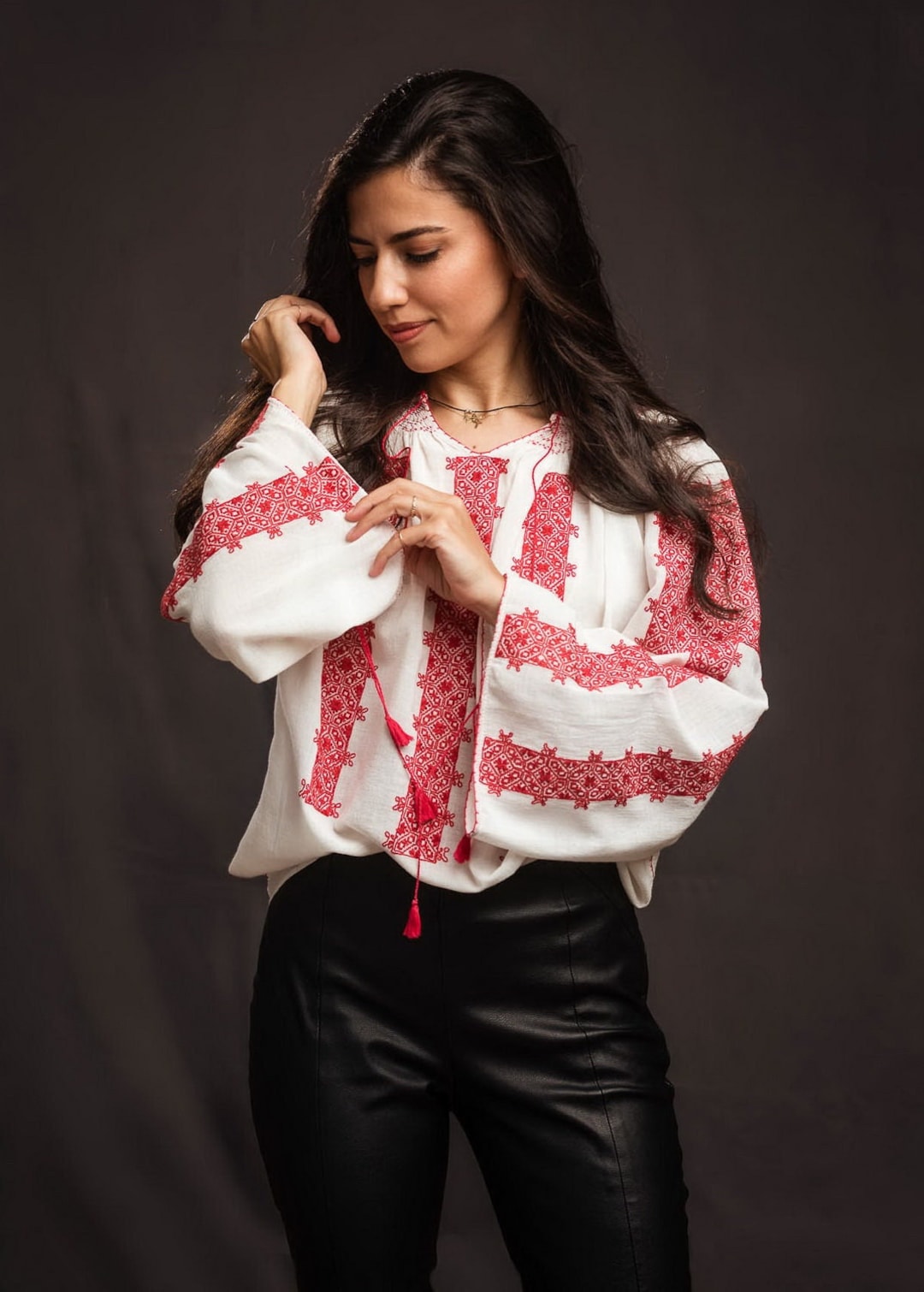 S/M Size Vintage Hand Embroidered Romanian Blouse Ie Romaneasca ...