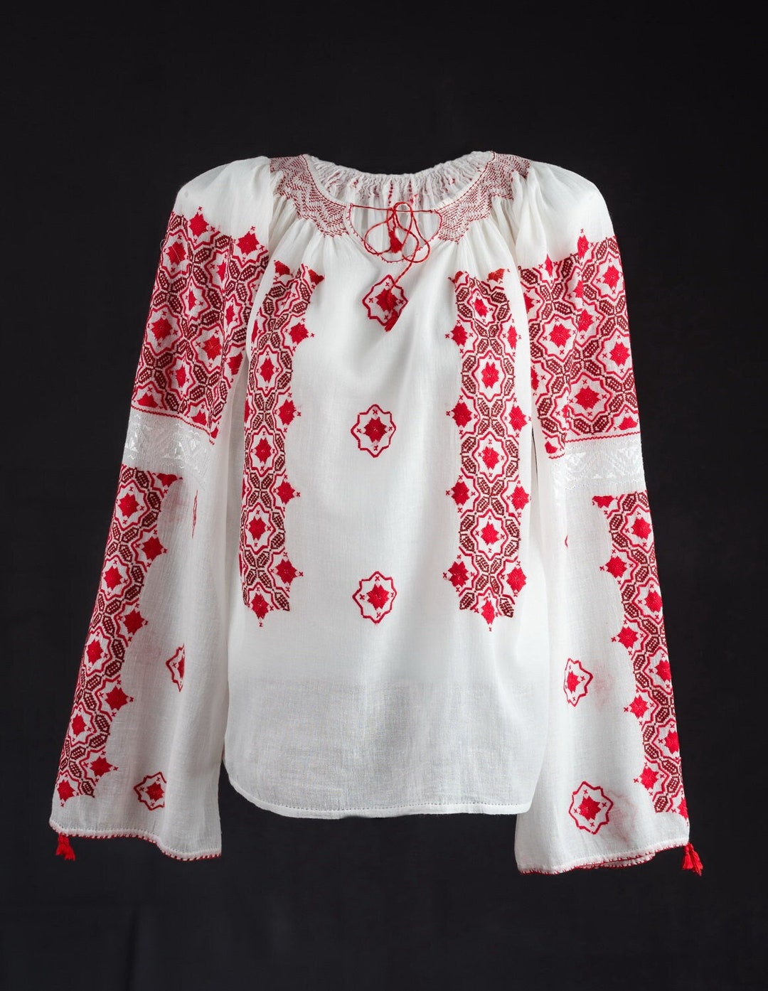 L Size Vintage NEVER WORN Hand Embroidered Romanian Blouse Ie ...