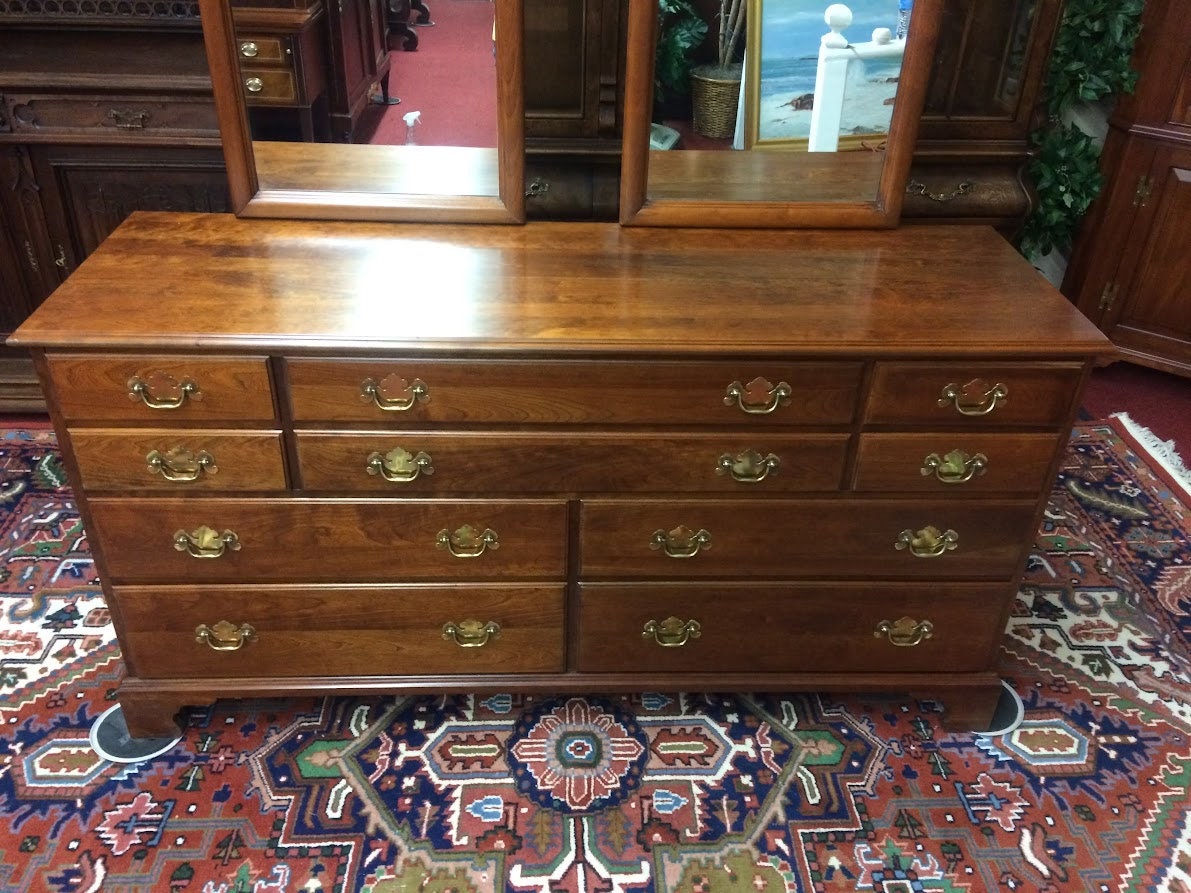 Henkel Harris Furniture Vintage Dresser With Double 2 Mirrors Solid ...