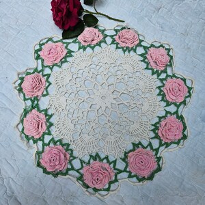 Handmade Crochet Vintage Doily With Pink Roses - Etsy