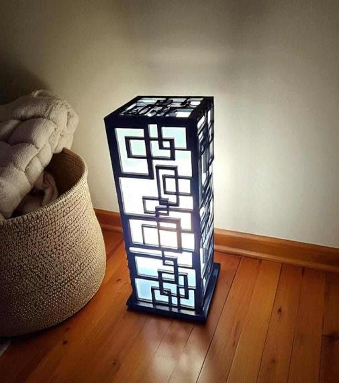 Laser Cut Mondrian Inspired Lamp - Etsy