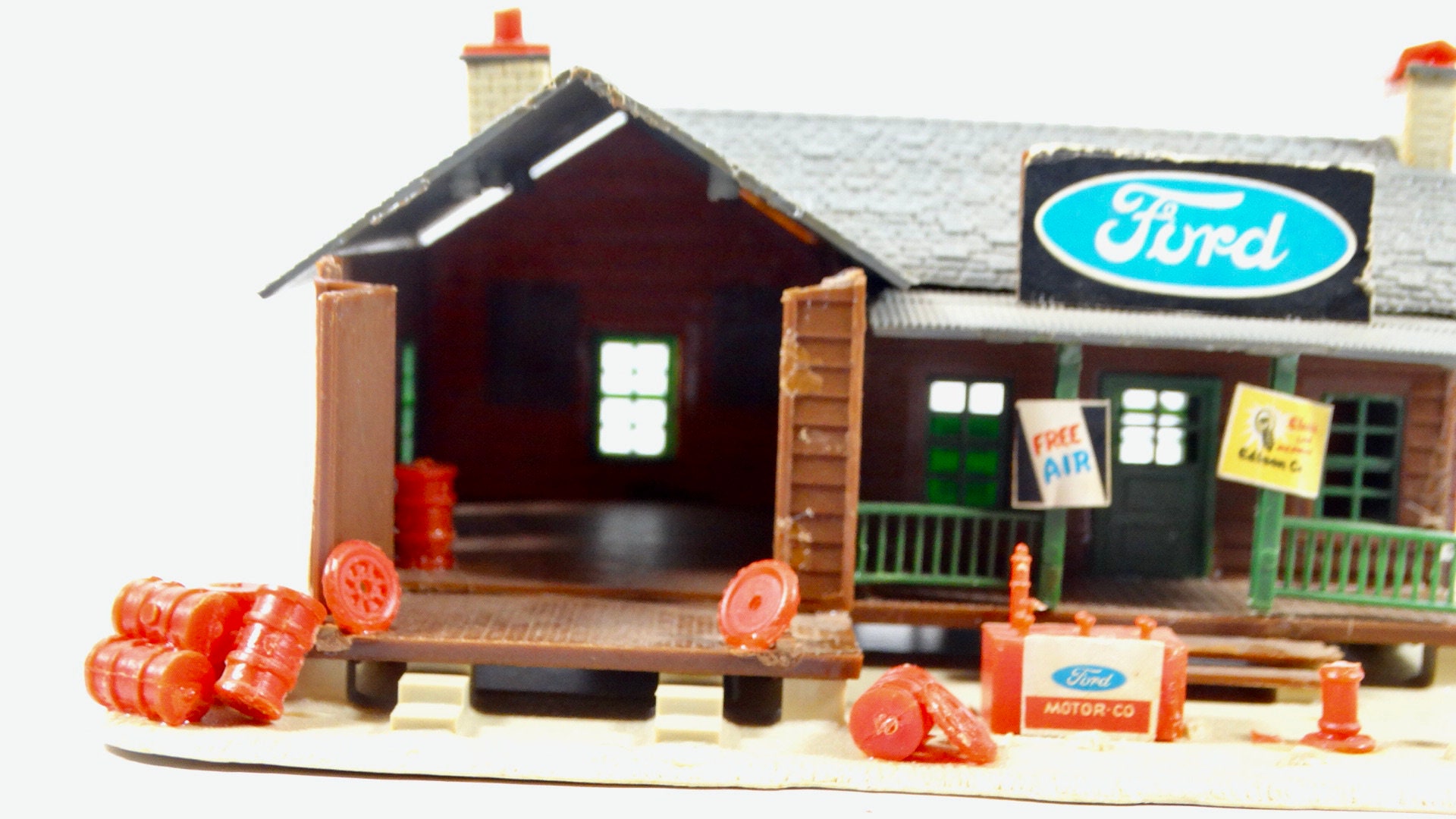 Vintage Tyco-kit HO Scale Rustic Cabin Rustic Garage West Germany Tyco ...