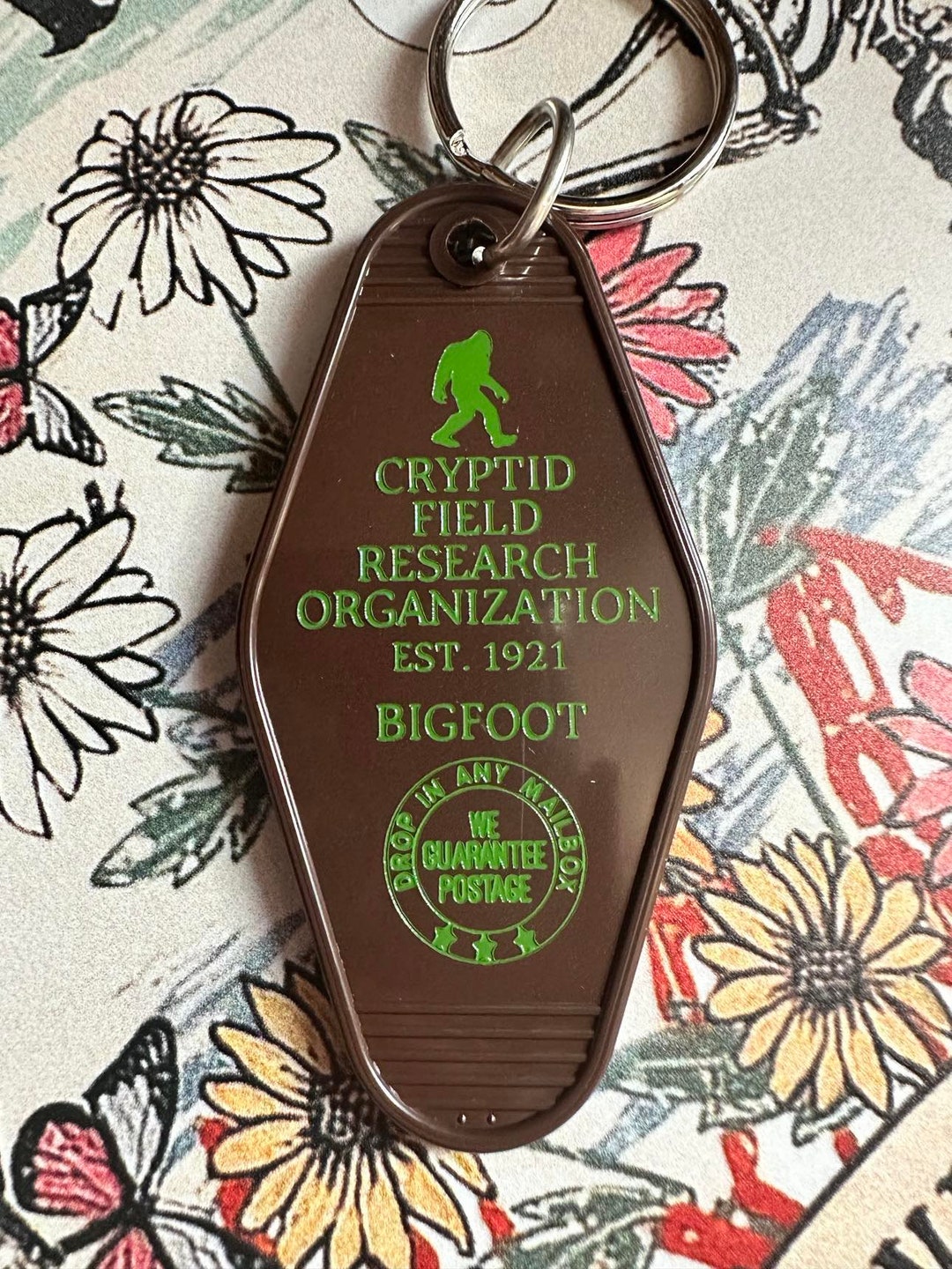Bigfoot Cryptid Field Research Retro-look Key Fob or Tag - Etsy