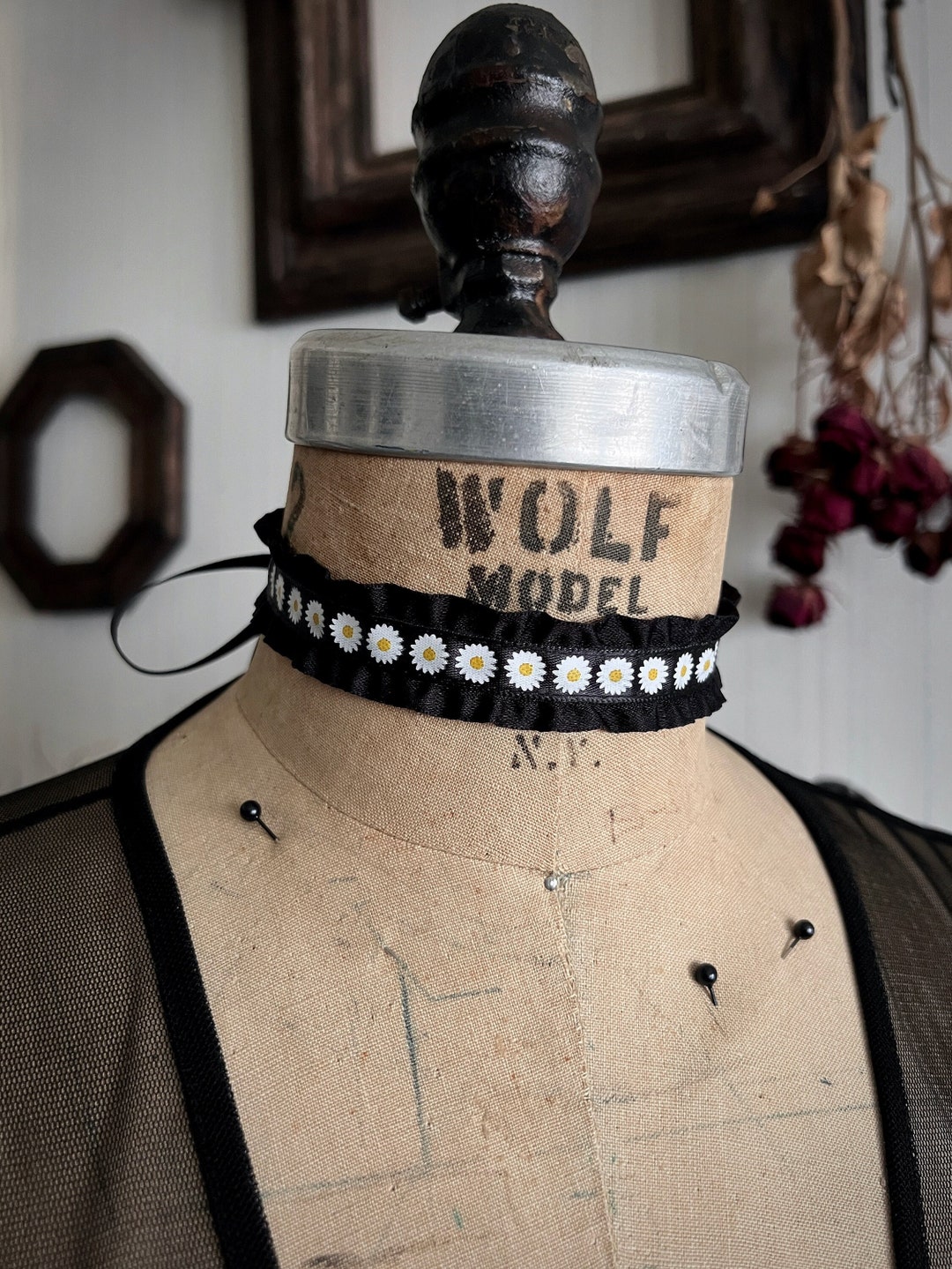 Daisy Flower Choker - White Floral Ribbon Choker - Spring Blossom ...