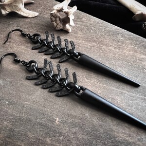 Blackened Vertebrae - Spine Chain Necklace in Black Matte - Fishbone ...