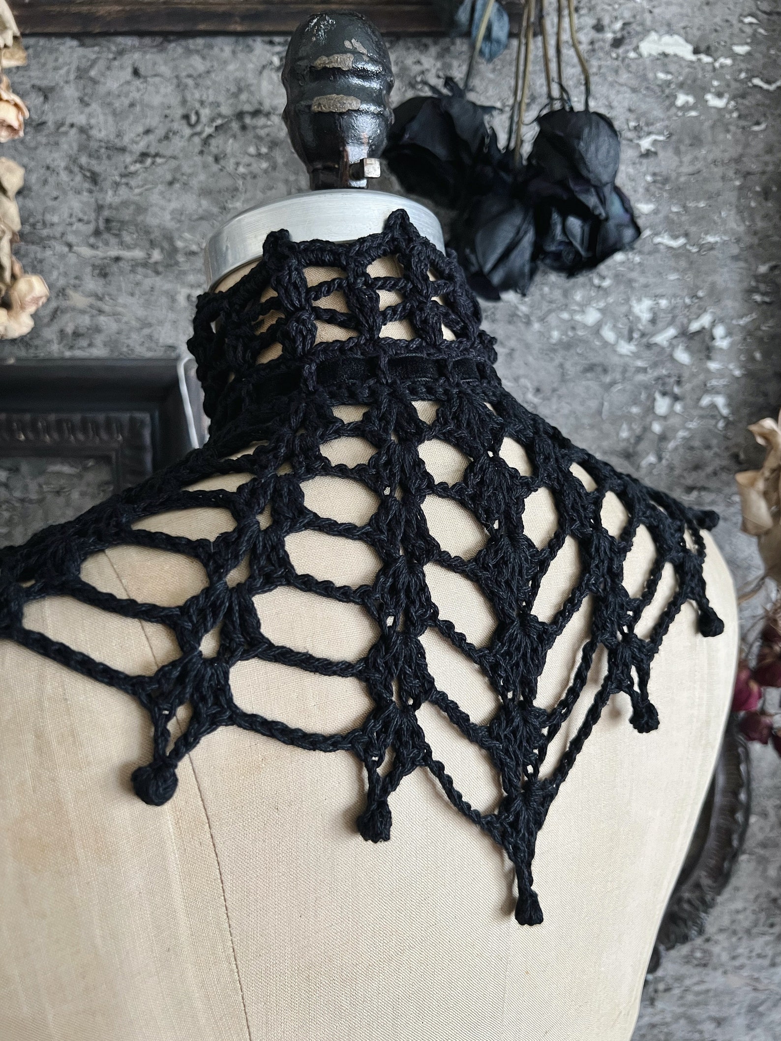 Requiem Crochet Collar and Cuff Pattern Black Spiderweb Lace - Etsy