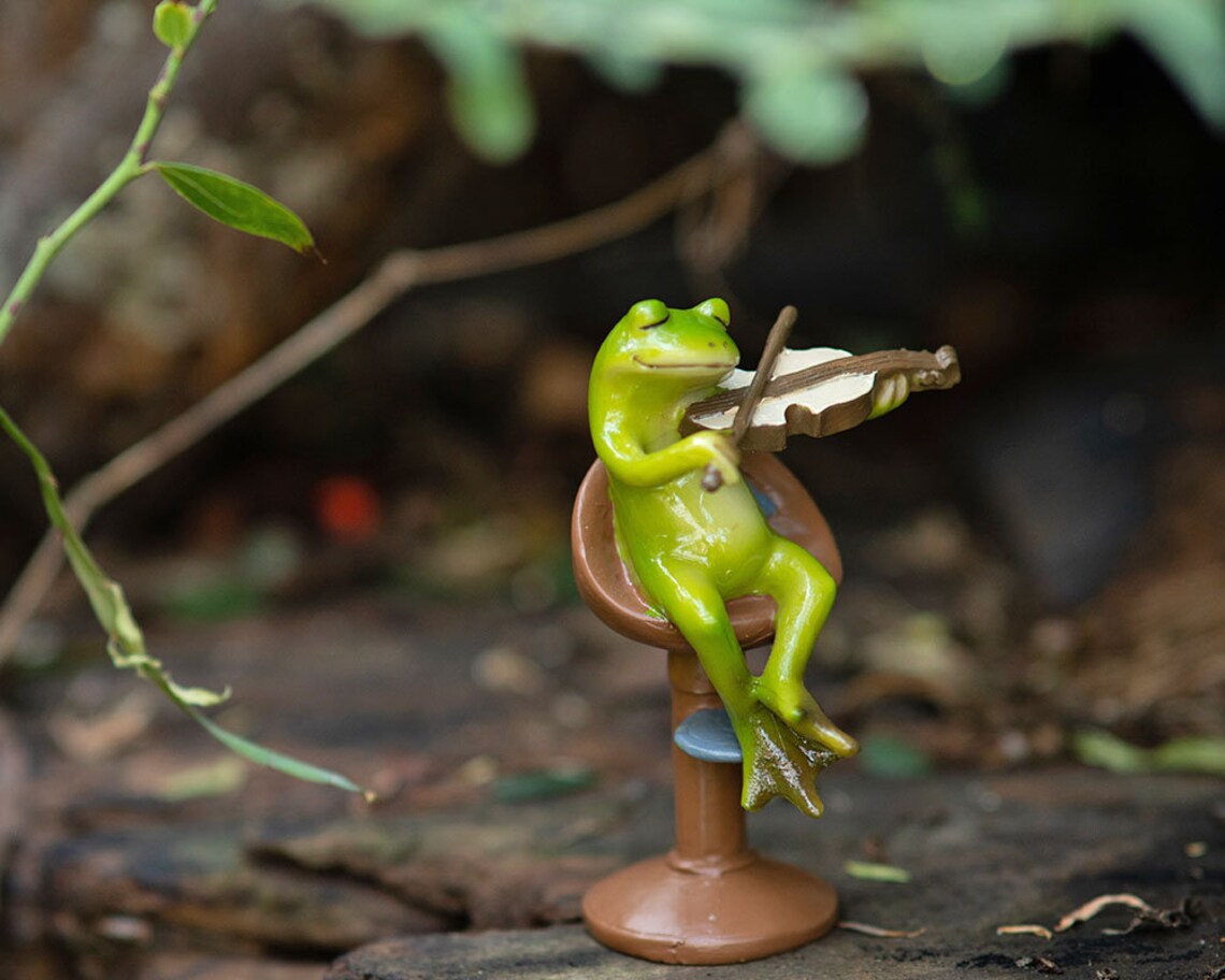 Miniature Small Frog Play the Violin, Animal Figurines Fairy Garden ...