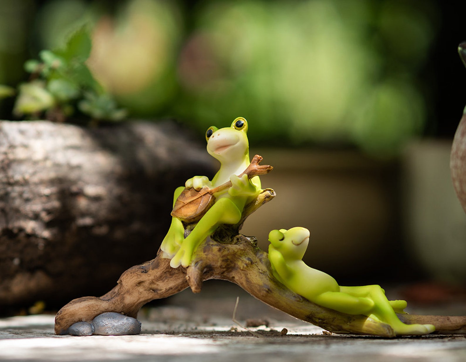 Miniature Small Frog Playing Pipa and Frog Sleeping Animal - Etsy