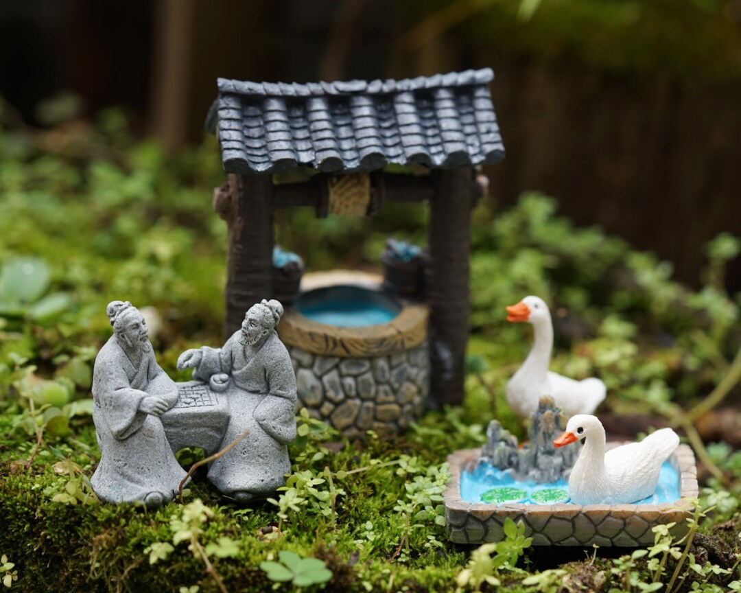 Miniature Small Old Well and Men Ducks Pool Figure Fairy Garden ...