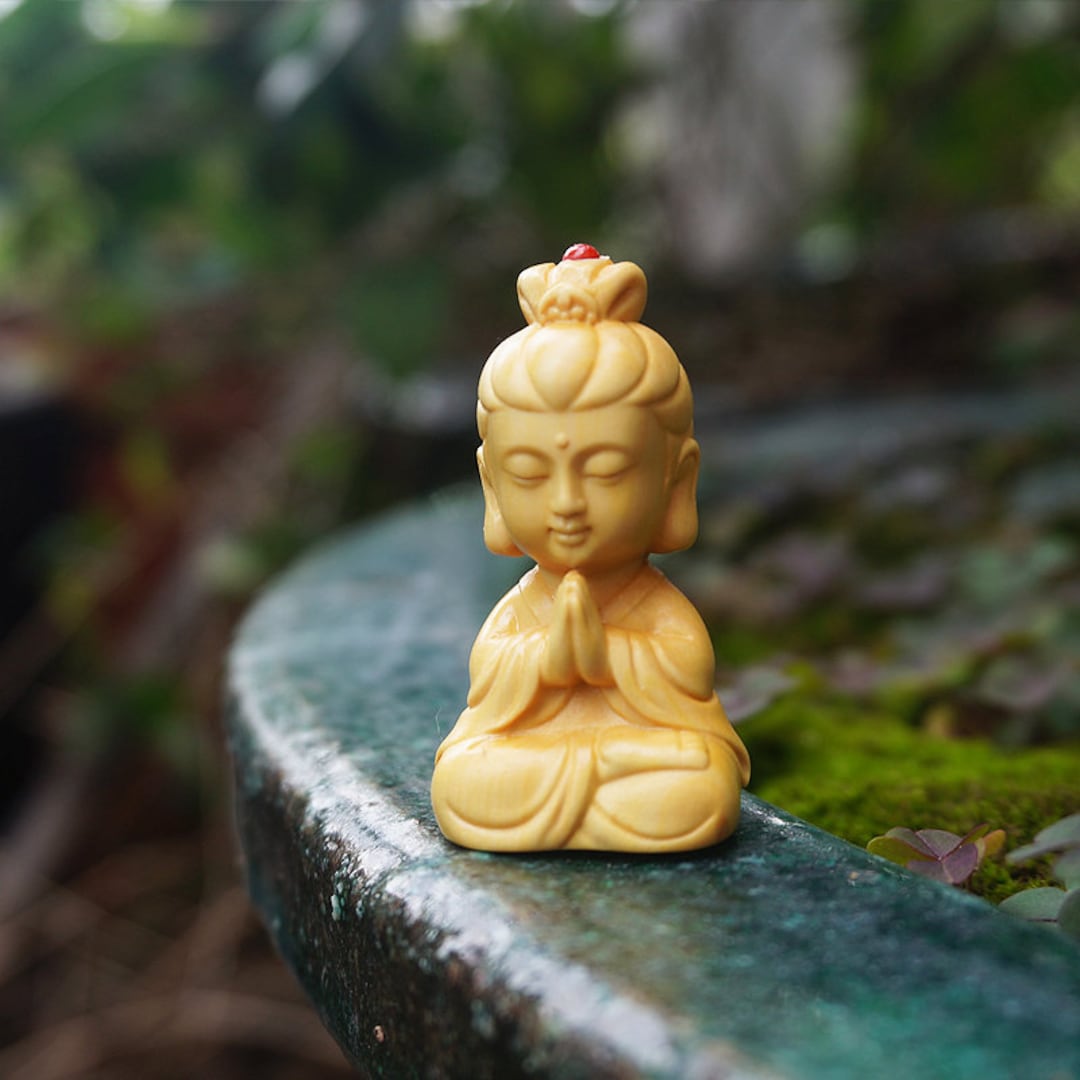 Miniature Buddha Figure , Wood Guanyin Buddha , Small Monk Figurines ...