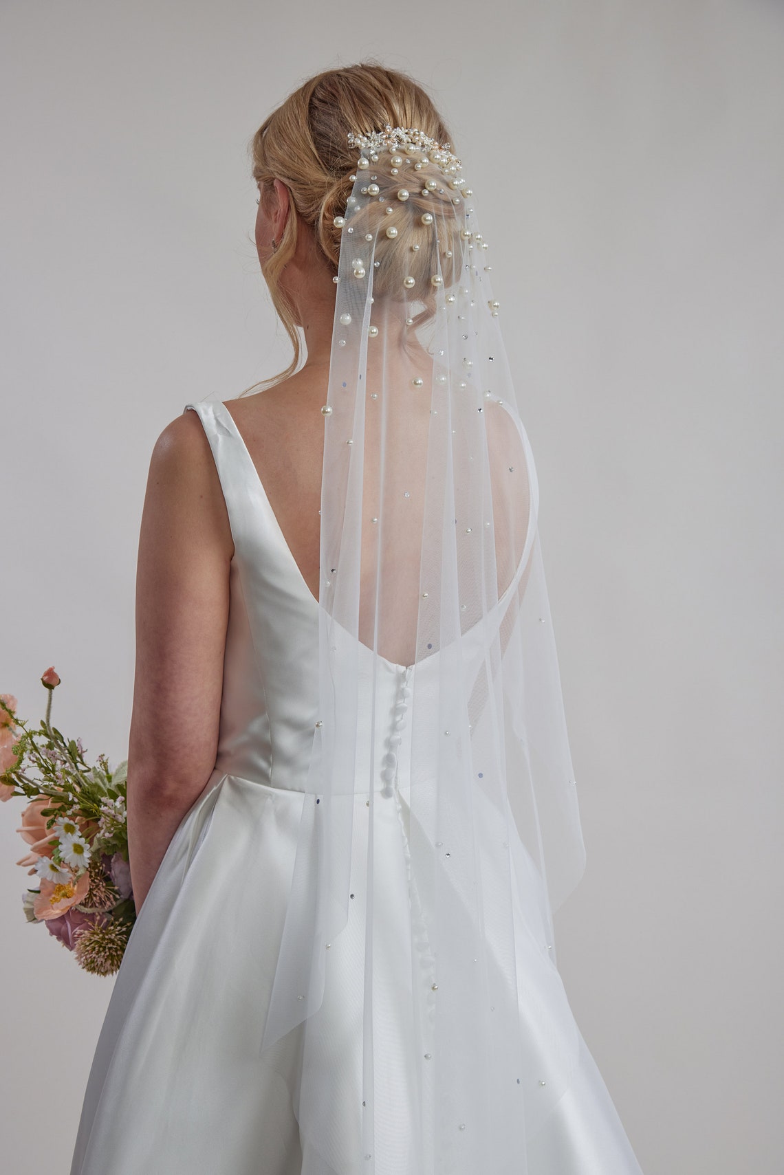 Scattered Pearls Bridal Veil - Etsy