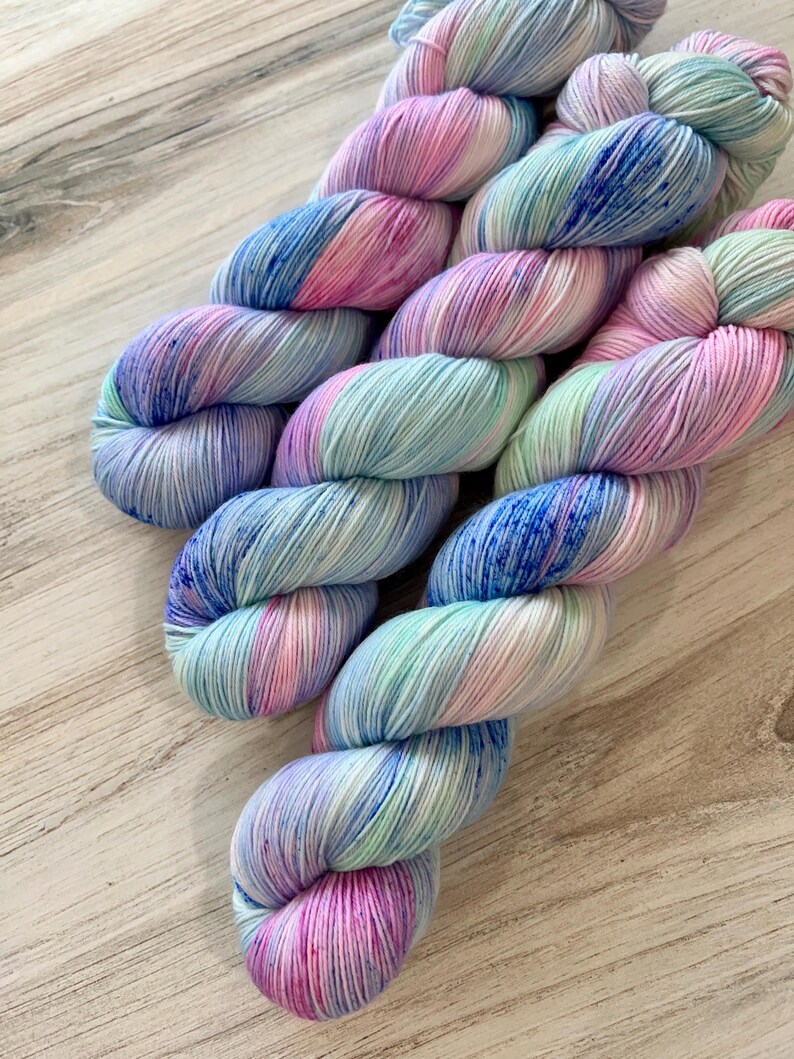 Fingering FEELING FROSTY Hand-dyed Yarn, Three by the Sea, Sock Weight ...