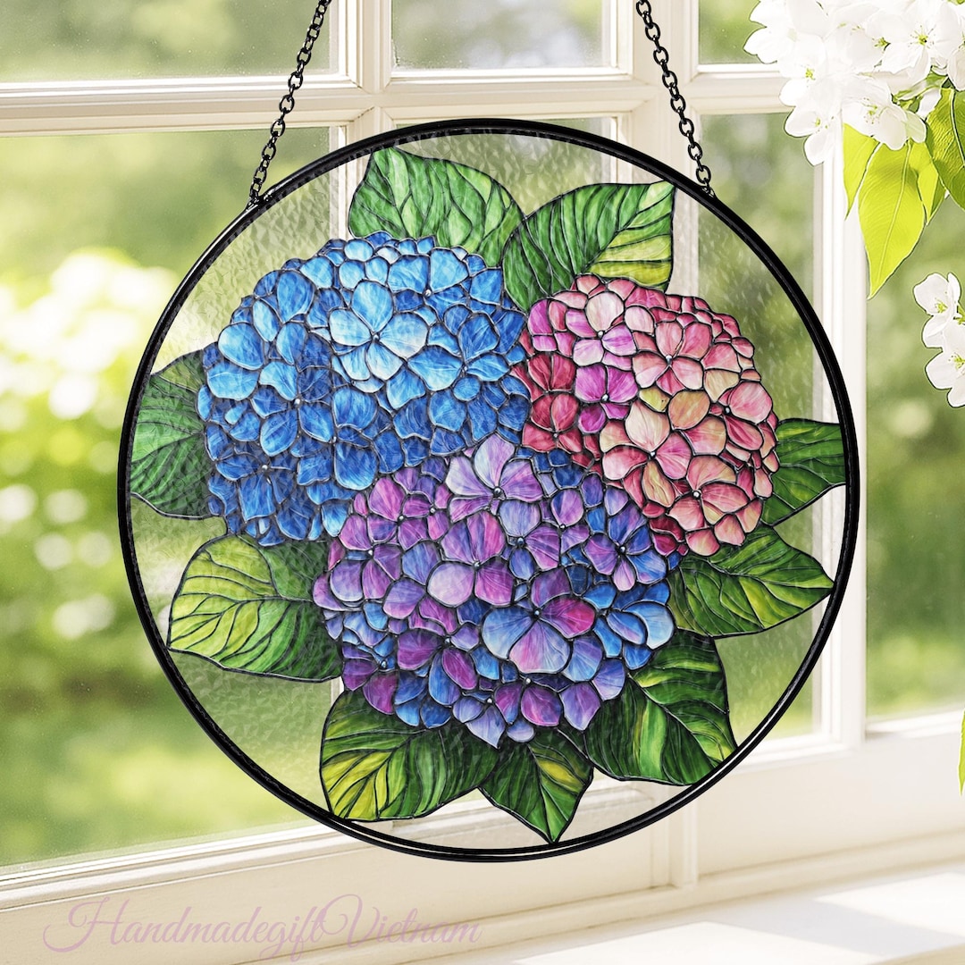 Hydrangea Bouquet Stained Glass Suncatcher, Hydrangea Suncatcher ...