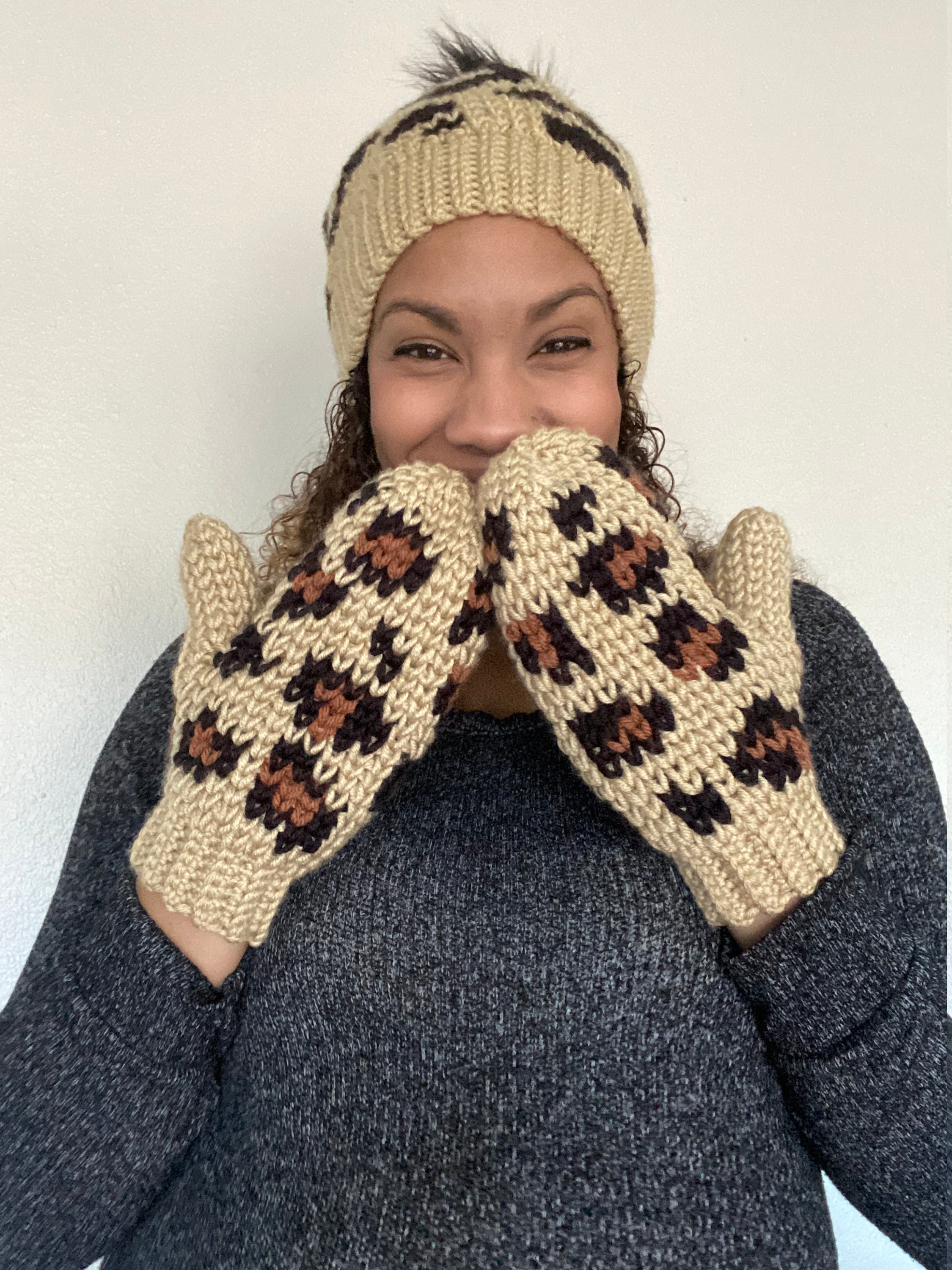 Luxe Leopard Mittens Crochet Pattern | Etsy