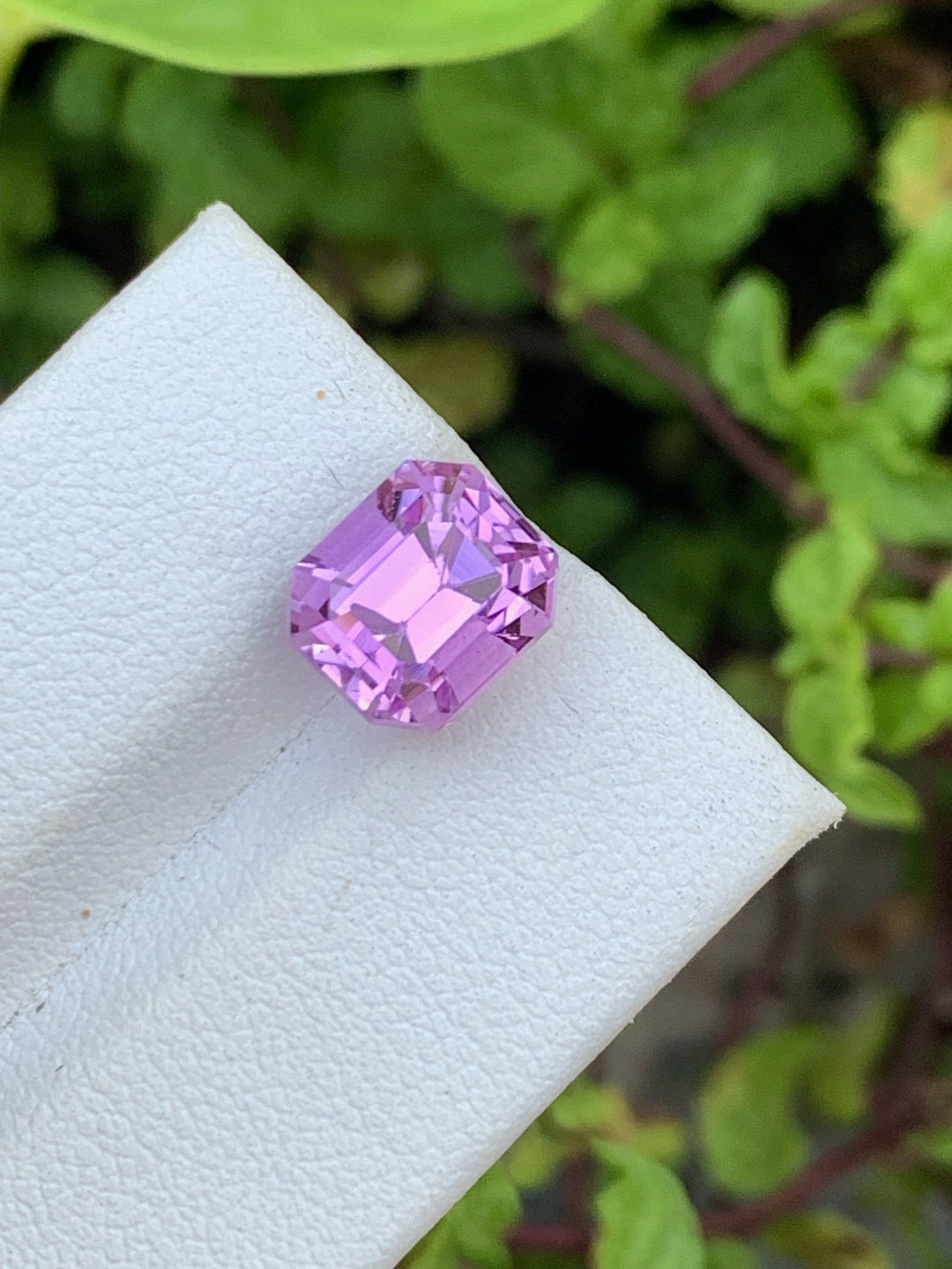 Lilac Pink Kunzite Gemstone: 5.15 CT Emerald Cut Spodumene - Etsy