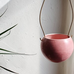 Ceramic Hanging Planter, Pink Plant Pot for Live House Plants, Hanging ...