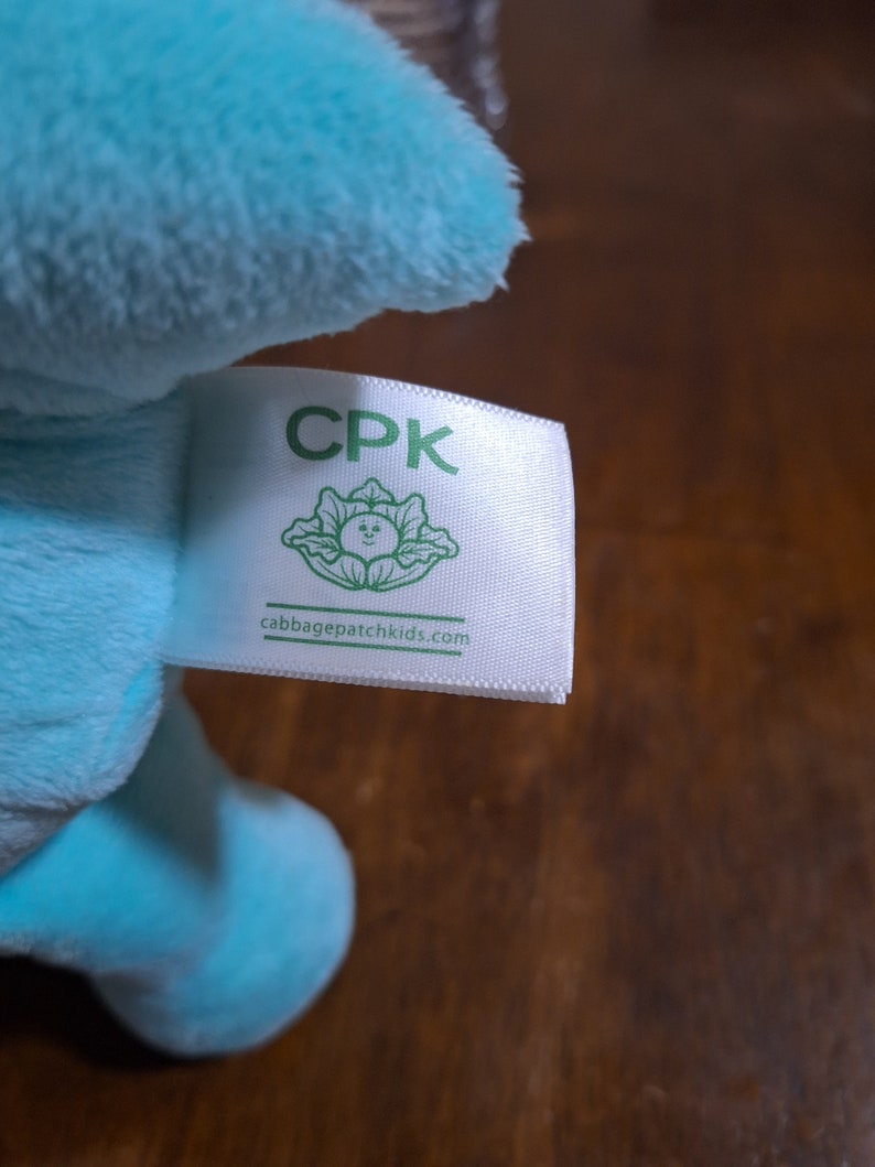 Cabbage Patch Kids Cleo Shark Cutie 9 Doll Teal Exotic Friends ...