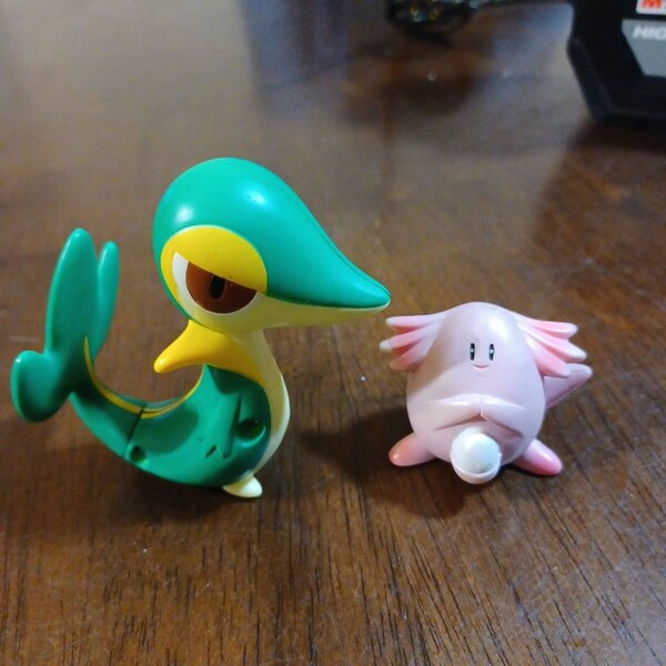 Snivy - Etsy