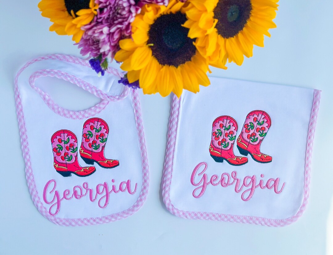 Monogrammed Cowgirl Boot Bib and Burp Cloth Set - Etsy