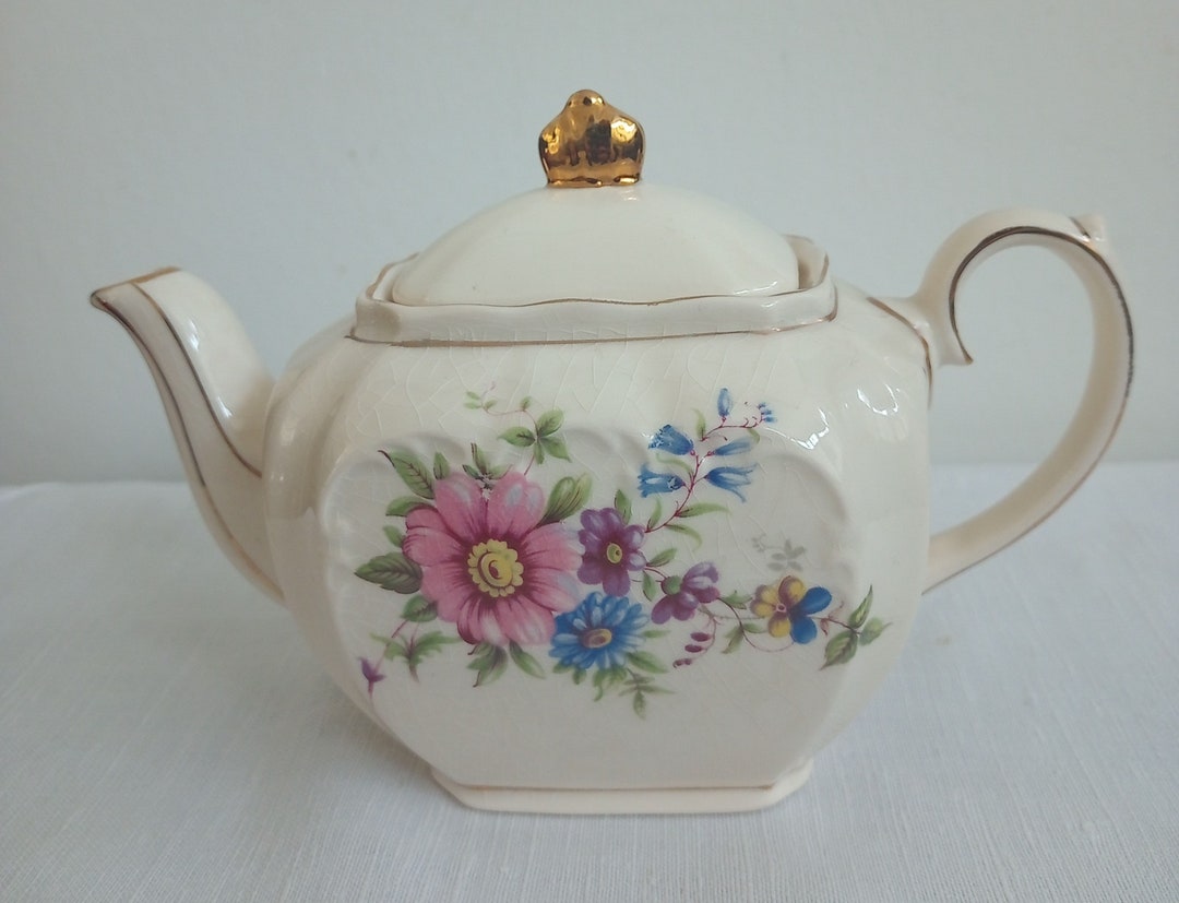 Vintage Sadler Floral Pattern English China Small Teapot. Collectors ...
