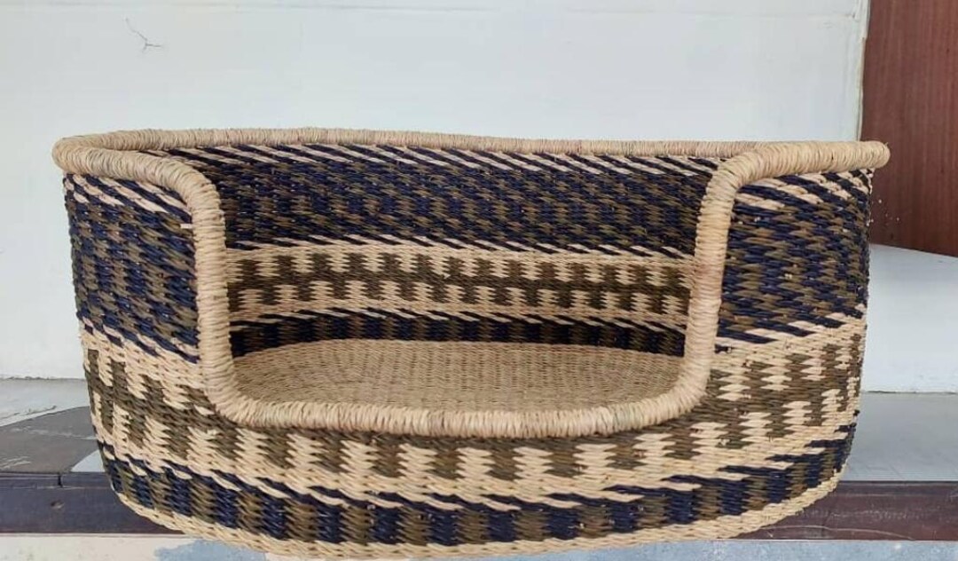 Comfortable Dog Basket Bed | Cute Dog Bed | European Style Dog Bed ...