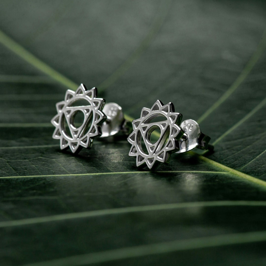 Larynx Chakra Vishudda Ear Studs 925 Silver, for Expression ...