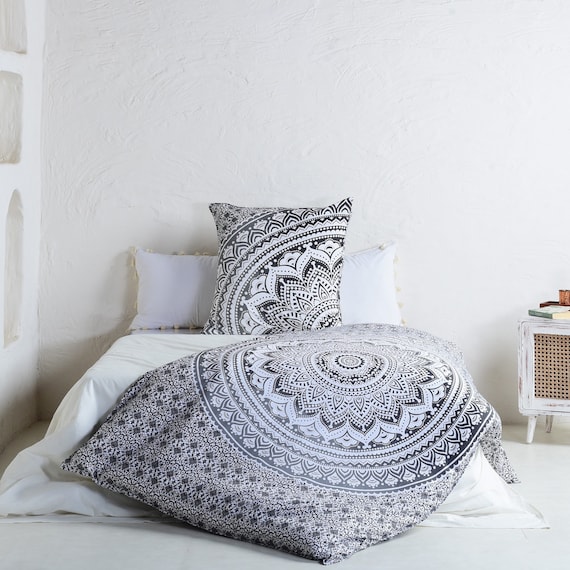 Mandala bed sheets store