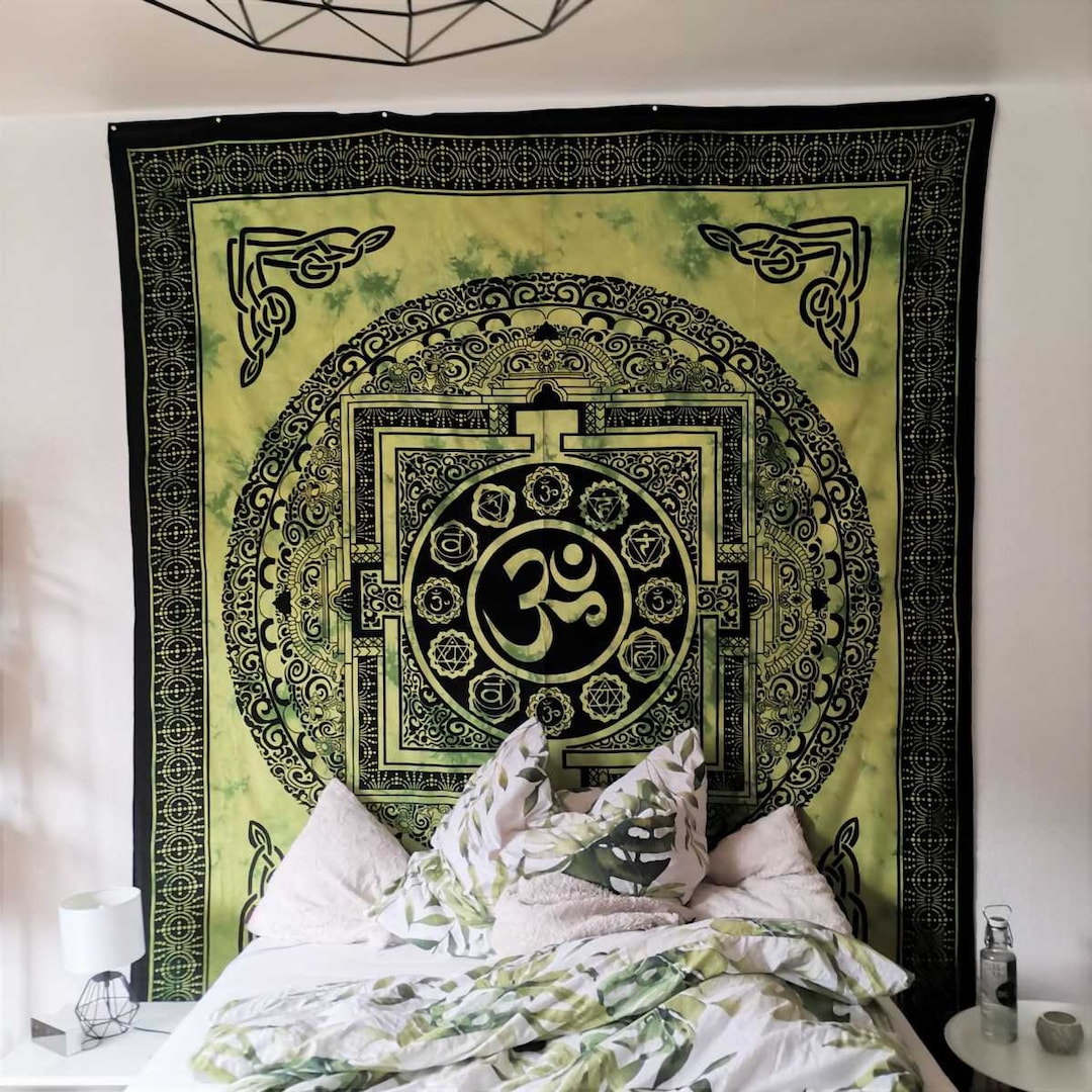 Wall Cloth Om Sign Green Indian Wall Hanging With Ohm and Chakra Sign ...