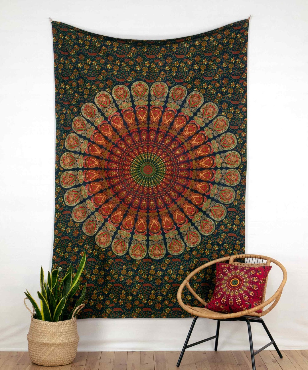 Mandala wanddoek in groen en oranje, Indiase muur die in ca. 140 x 220 ...