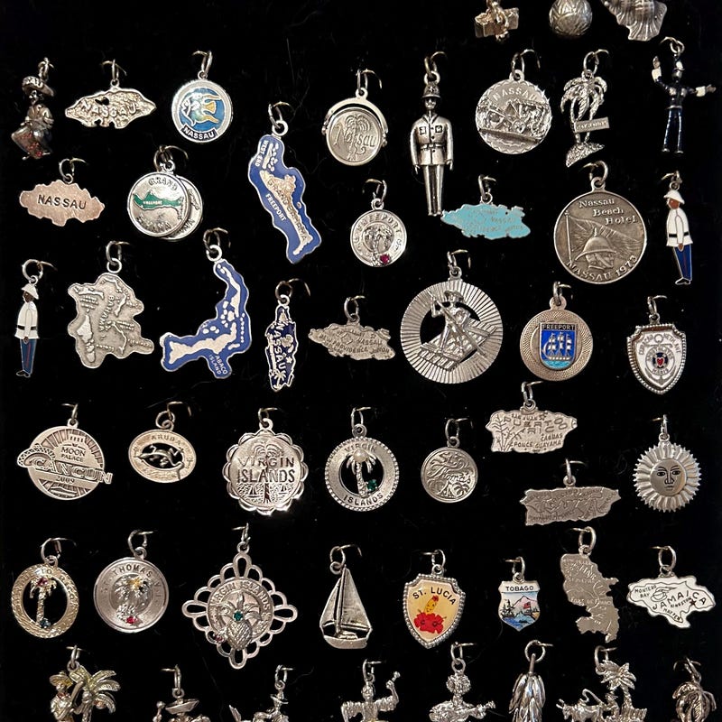 Vincent Vintage Charm - Etsy