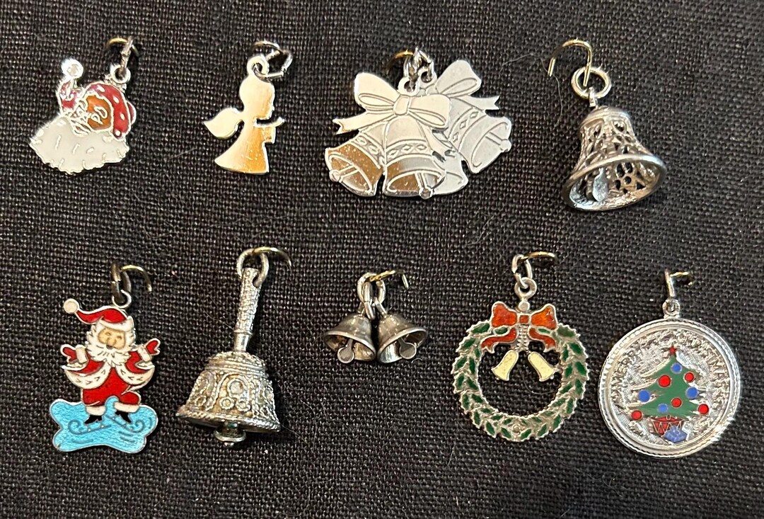 Vintage Sterling Silver and Enameled Christmas Charms Wells Top Hat ...