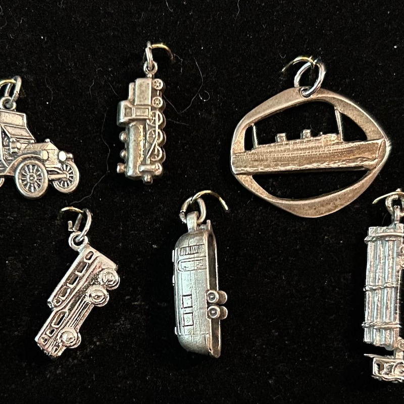 1960s Charm Bracelet - Etsy