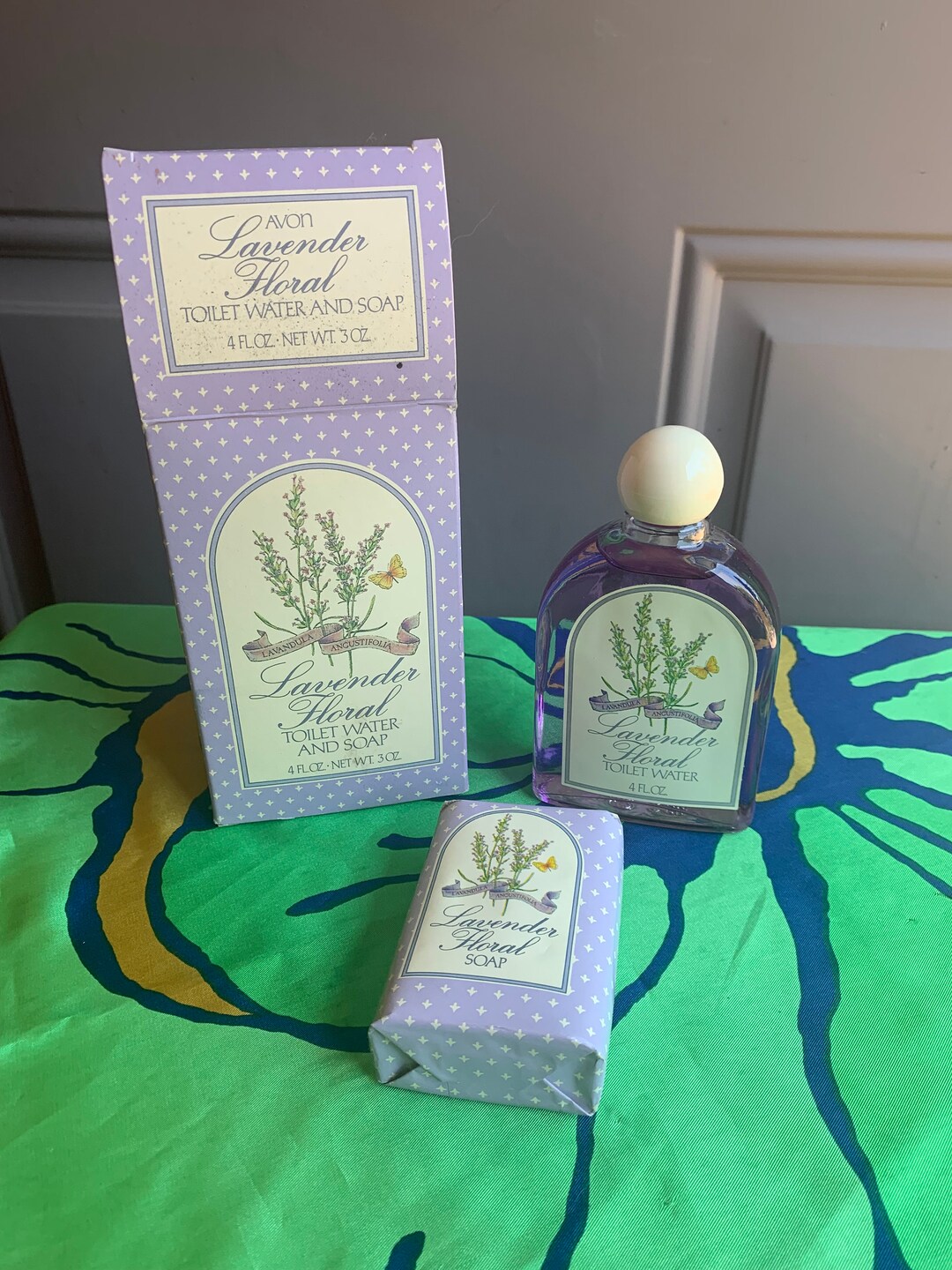 NIB Vintage Avon Lavender Floral Toilet Water and Soap Set, 1986 - Etsy