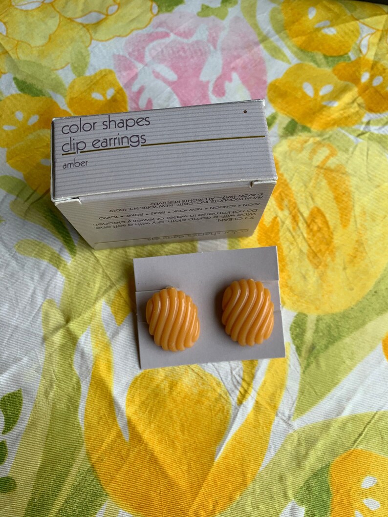 NIB Vintage Avon Color Shapes Amber Clip Earrings 1987 - Etsy