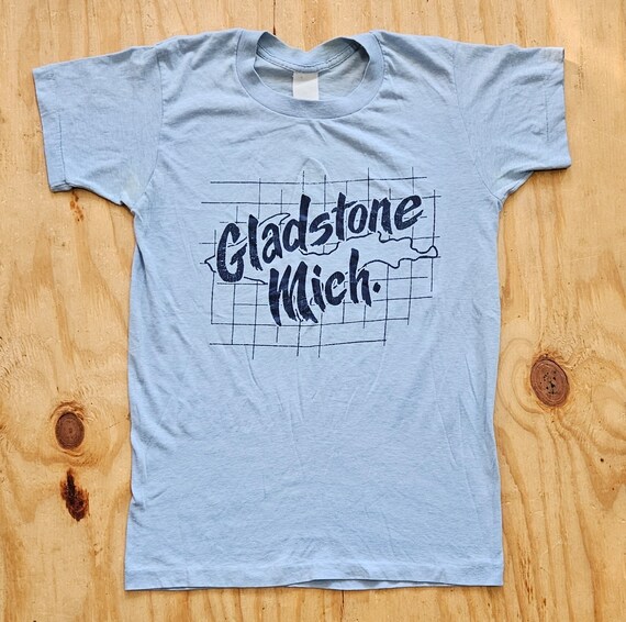 1970s Men's Small Gladstone Michigan Thin Touched by … - Gem