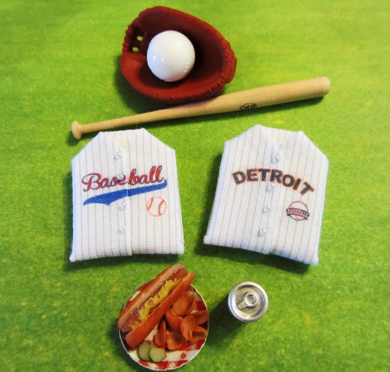Dollhouse Miniatures Clothing Women's Folded Baseball Shirts ...