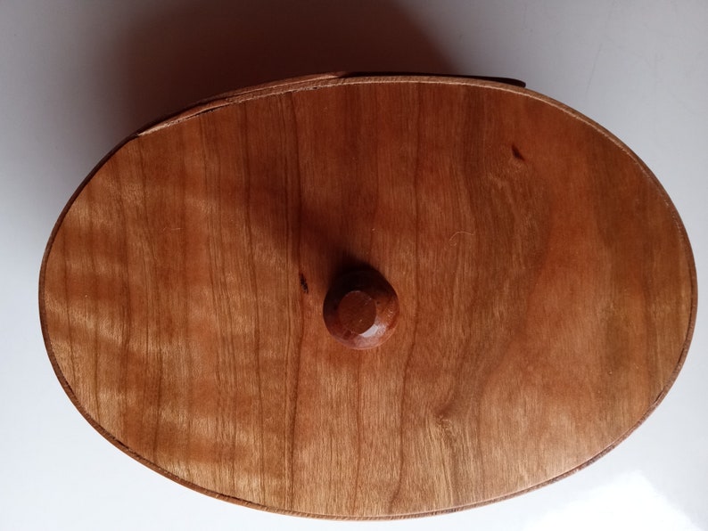 Shaker Style Cherry Wood Oval Box 6" Long X 3-1/2" Wide X 2-1/4" High ...