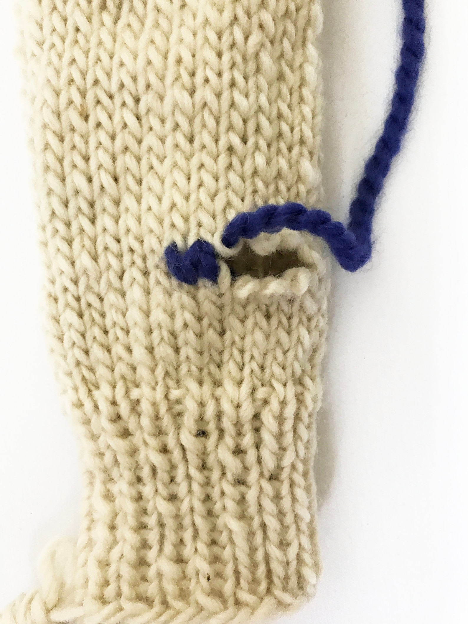 Knitting Pattern*pdf*- Easy Bulky Cable Mittens- DPN Mitten Pattern ...
