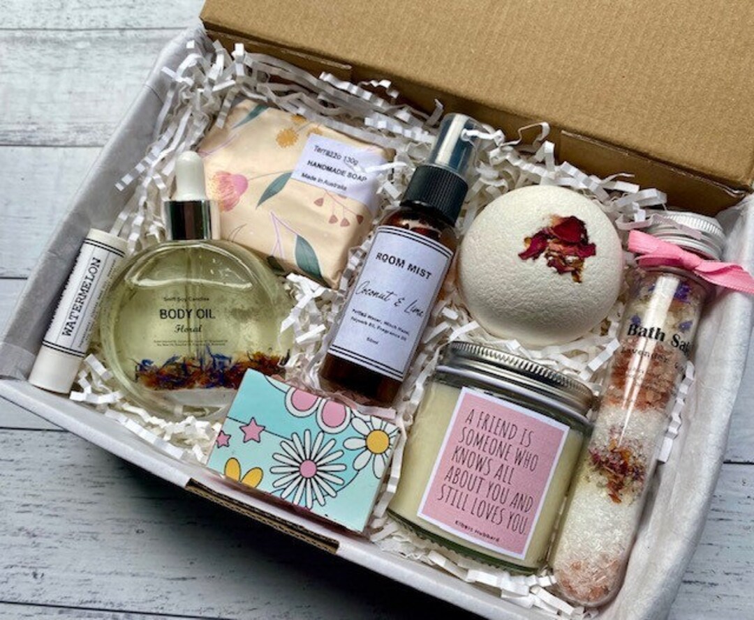 Friendship Gift Pack | Friendship Hamper Gift | Personalised Gift Box ...