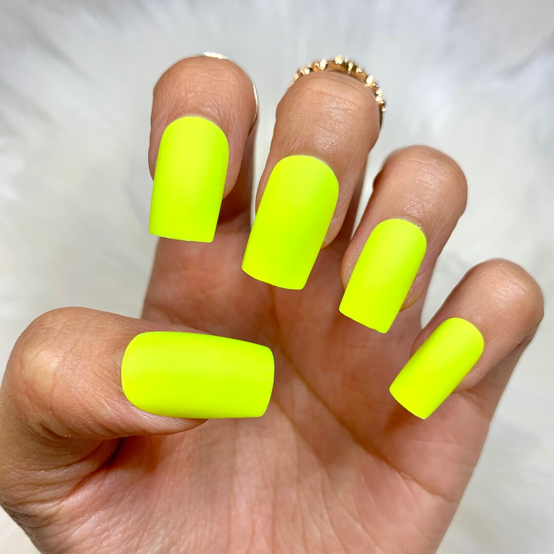Neon Yellow Square Press on Nails Fake Medium Nail False Fake 24 Pc Set ...