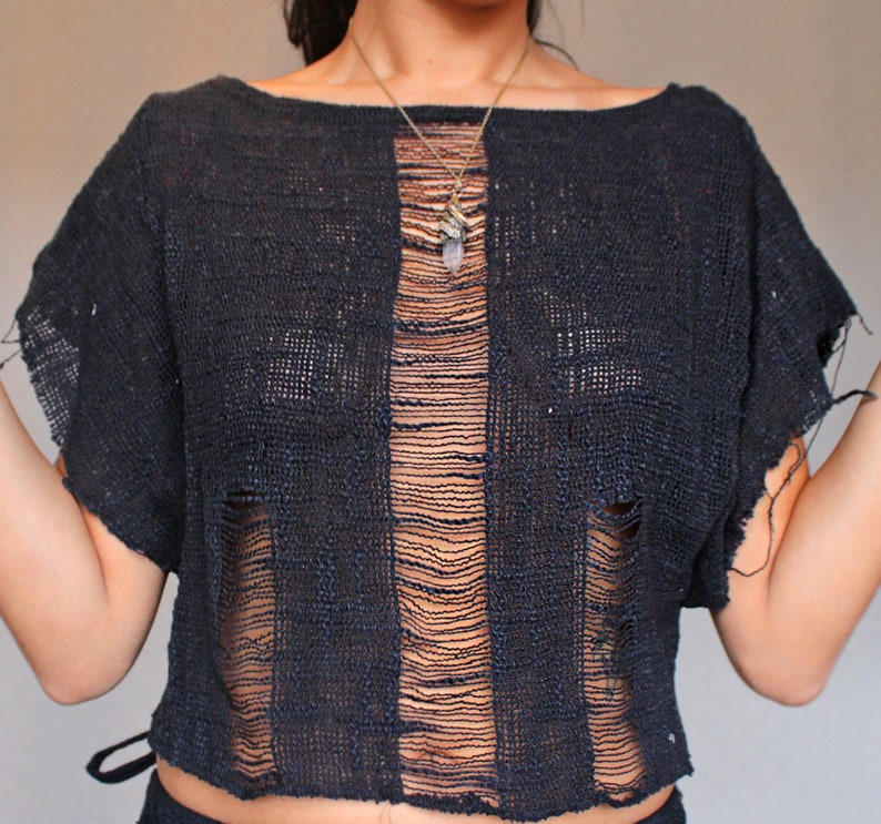 Split Loom Crop T-shirt beige - Etsy