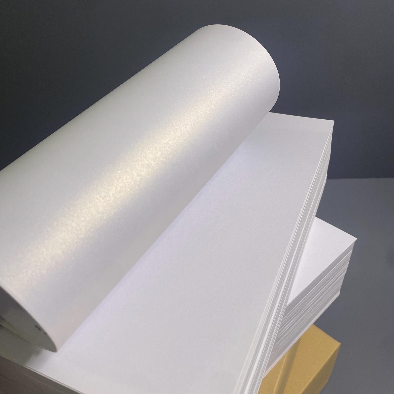 Ice White Pearlescent Cardstock: A4 Metallic Shimmer Paper (250gsm ...