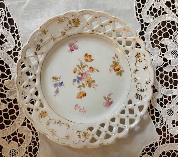 Rare Antique Reticulated Lattice Work Edge Plate | Etsy