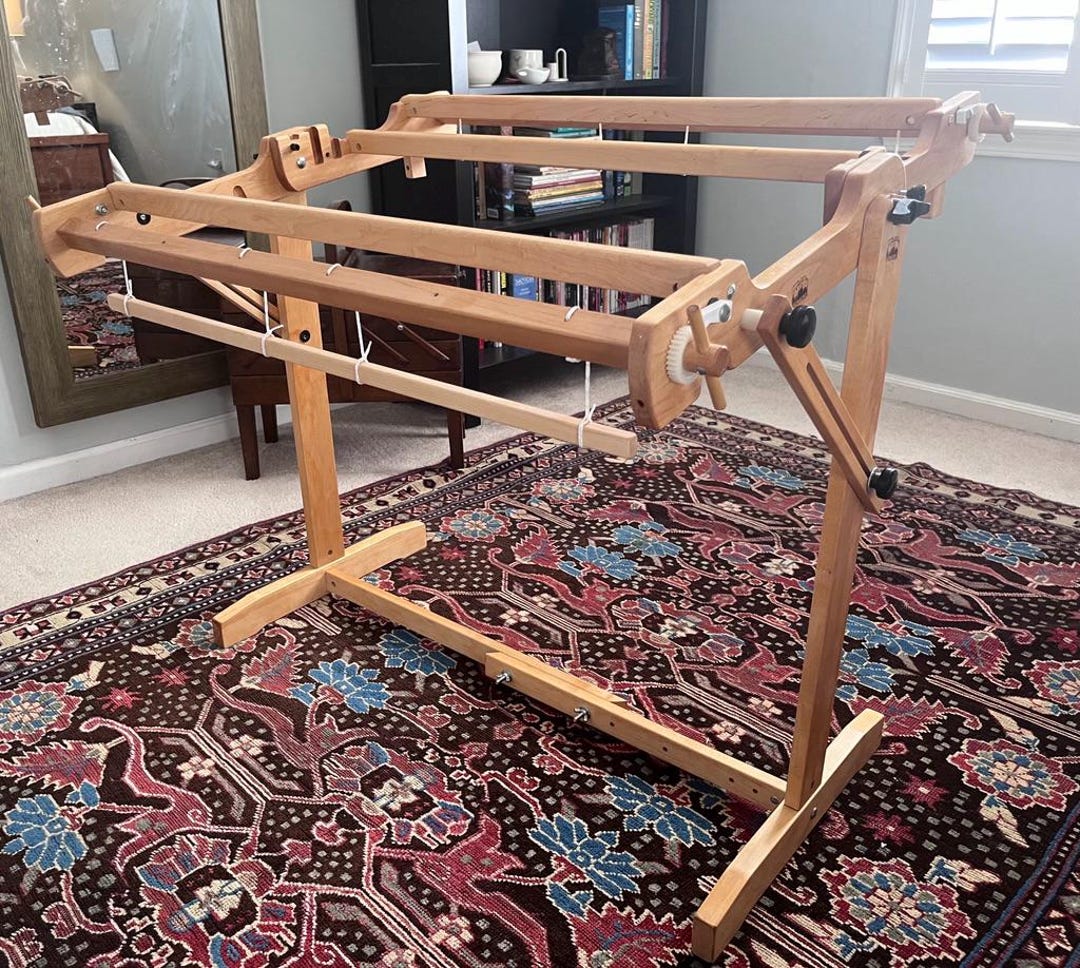 Schacht Flip 30 Rigid Heddle Loom With Floor Stand, Includes All ...