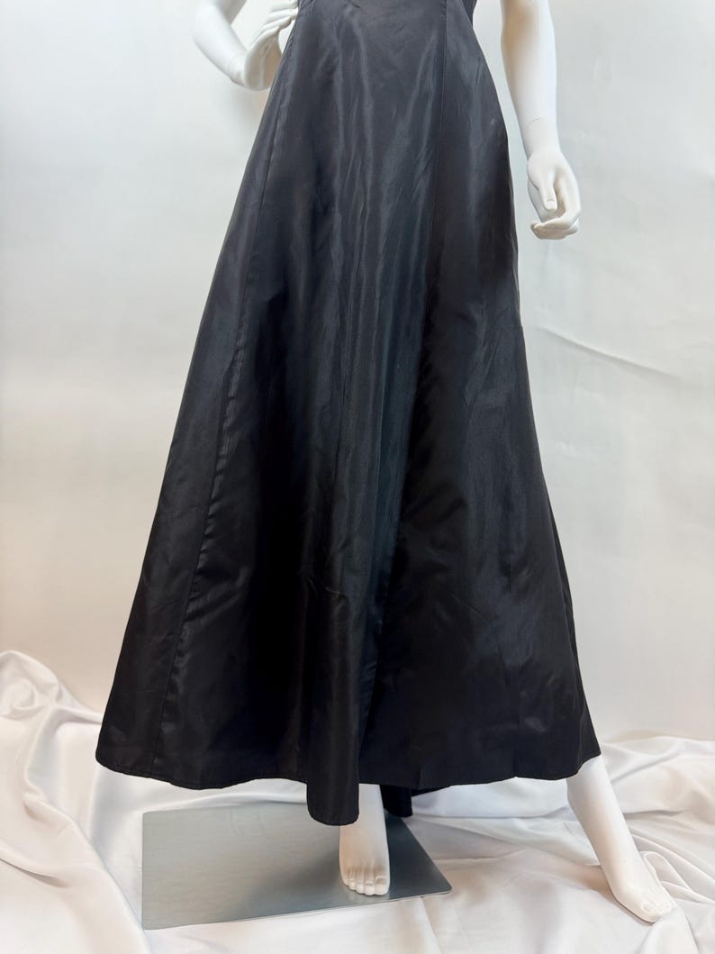 Early 2000s Laundry Taffeta Black Gown - Etsy